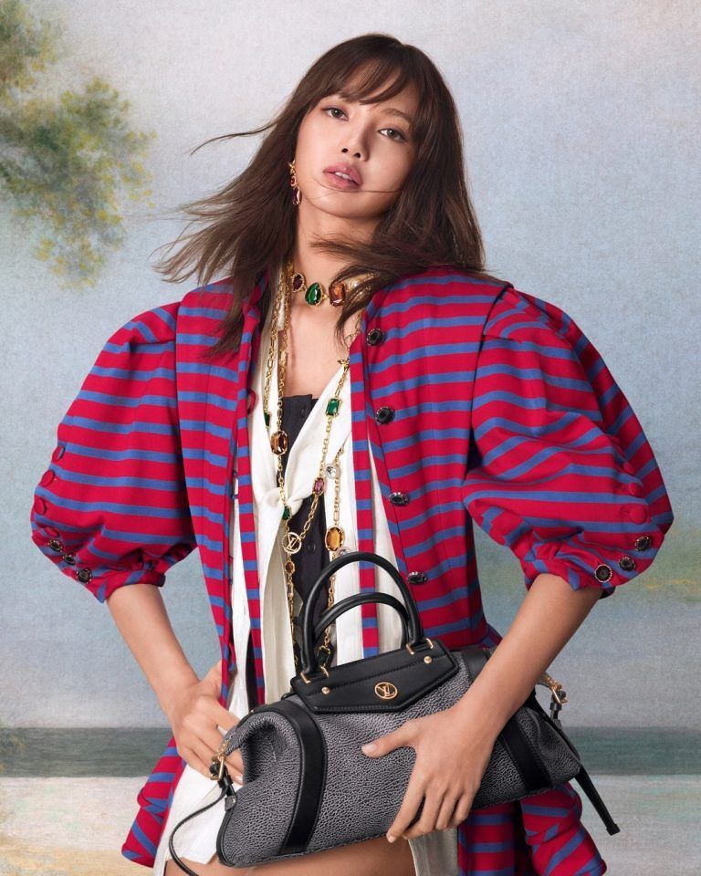 Lisa Blackpink Net Worth: Thai Rapper and Singer's Earnings - CEOColumn