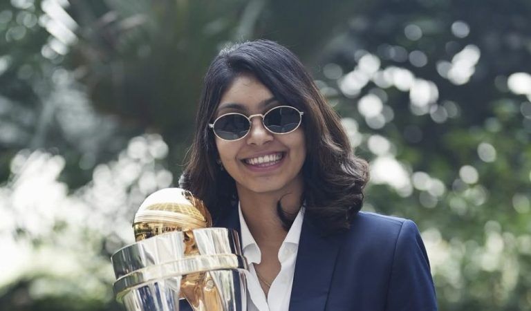 Harleen Deol Height in Feet, Age, Net Worth, Relationship Status ...